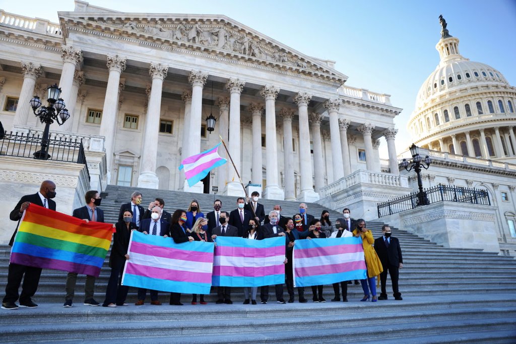 Teachers' guide to LGBTQ youth resources | PBS NewsHour Classroom