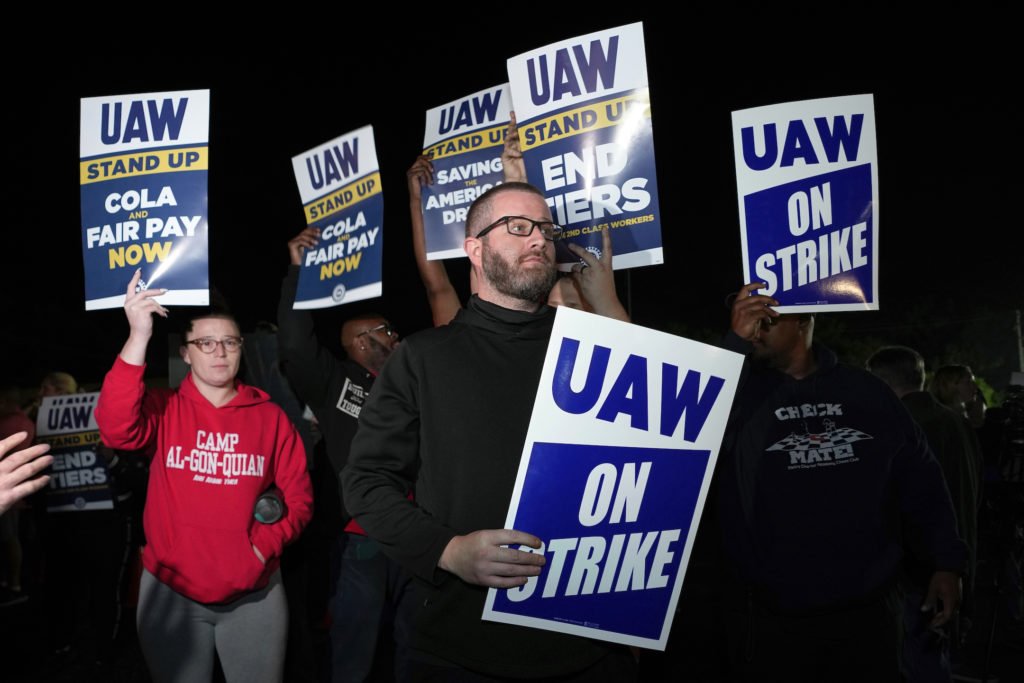 United Auto Workers go on strike | PBS NewsHour Classroom
