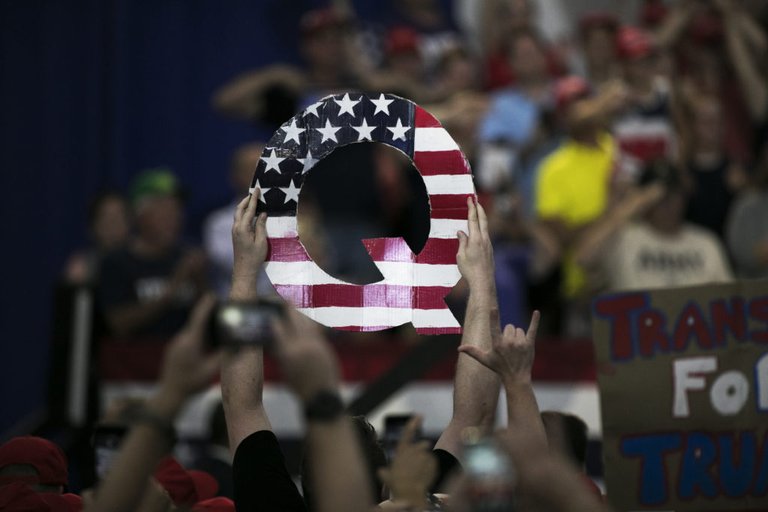 Lesson plan: Using history to evaluate conspiracy theories | PBS News ...